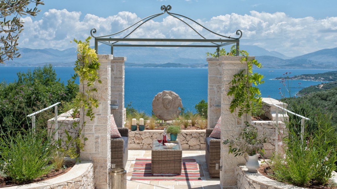 Villa Mimosa, Kalamaki Corfu | Ionian Estates